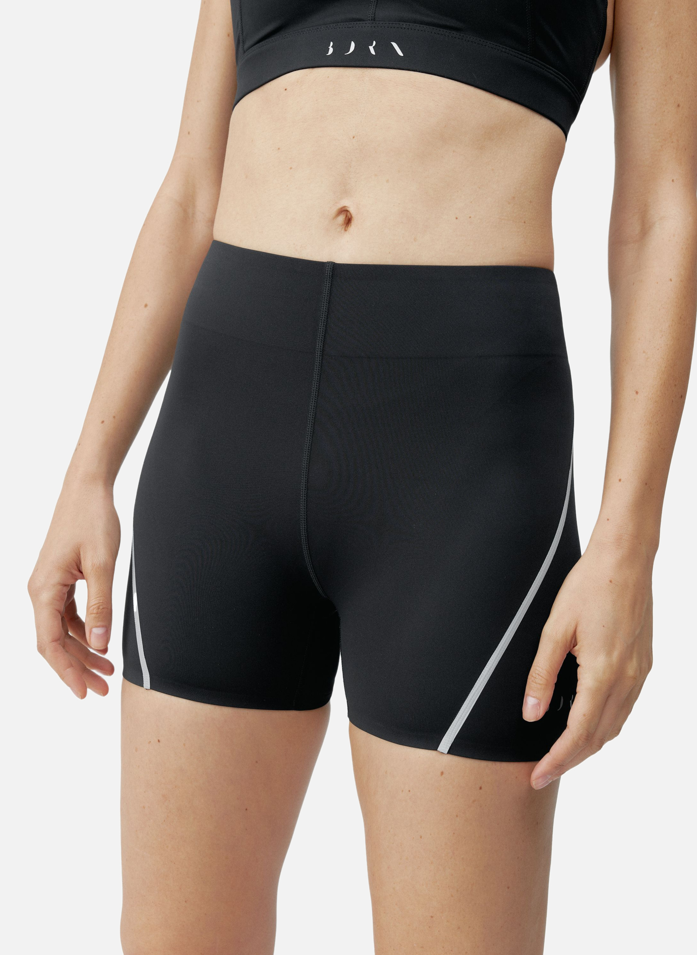 Short sport femme cycliste luna Noir Born living yoga - Femme ...