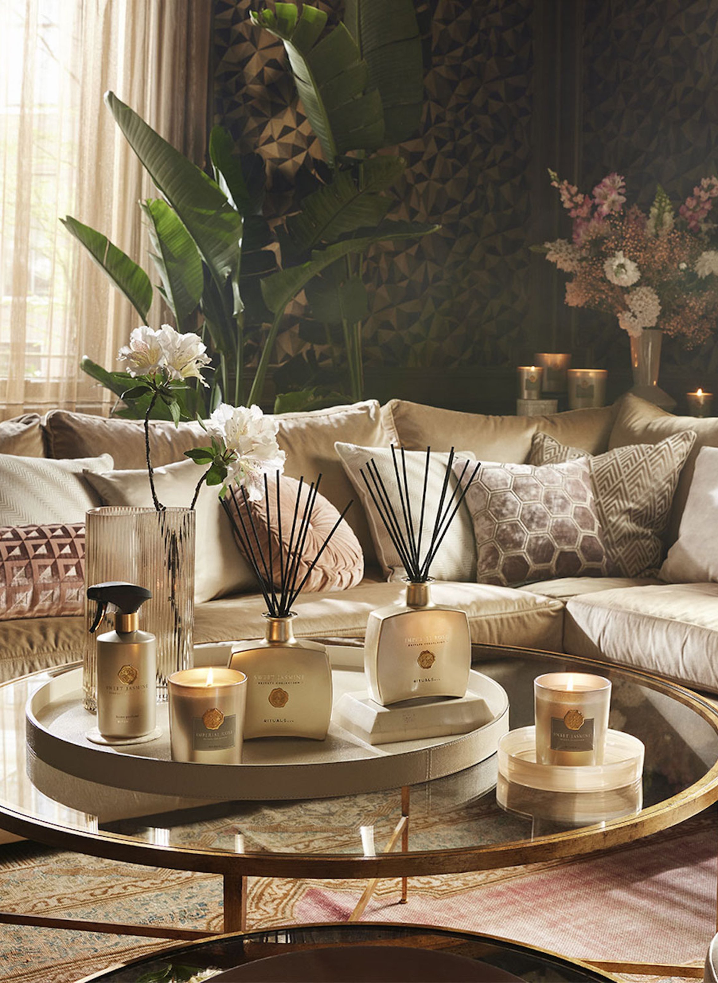 IMPERIAL ROSE - BOUGIE PARFUMéE - RITUALS pour BEAUTé | Printemps.com